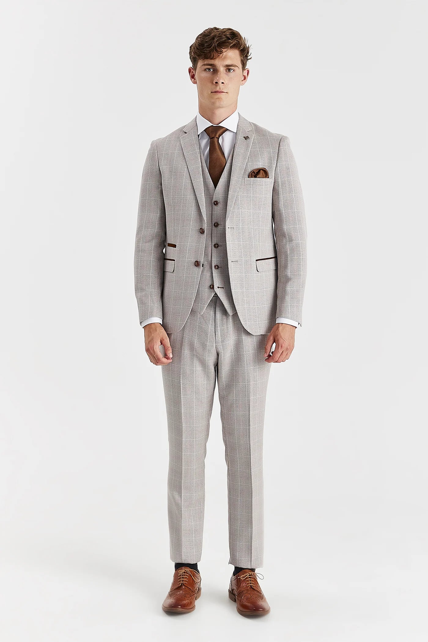 Leo Beige 3 Piece Suit - Goodfellows Menswear
